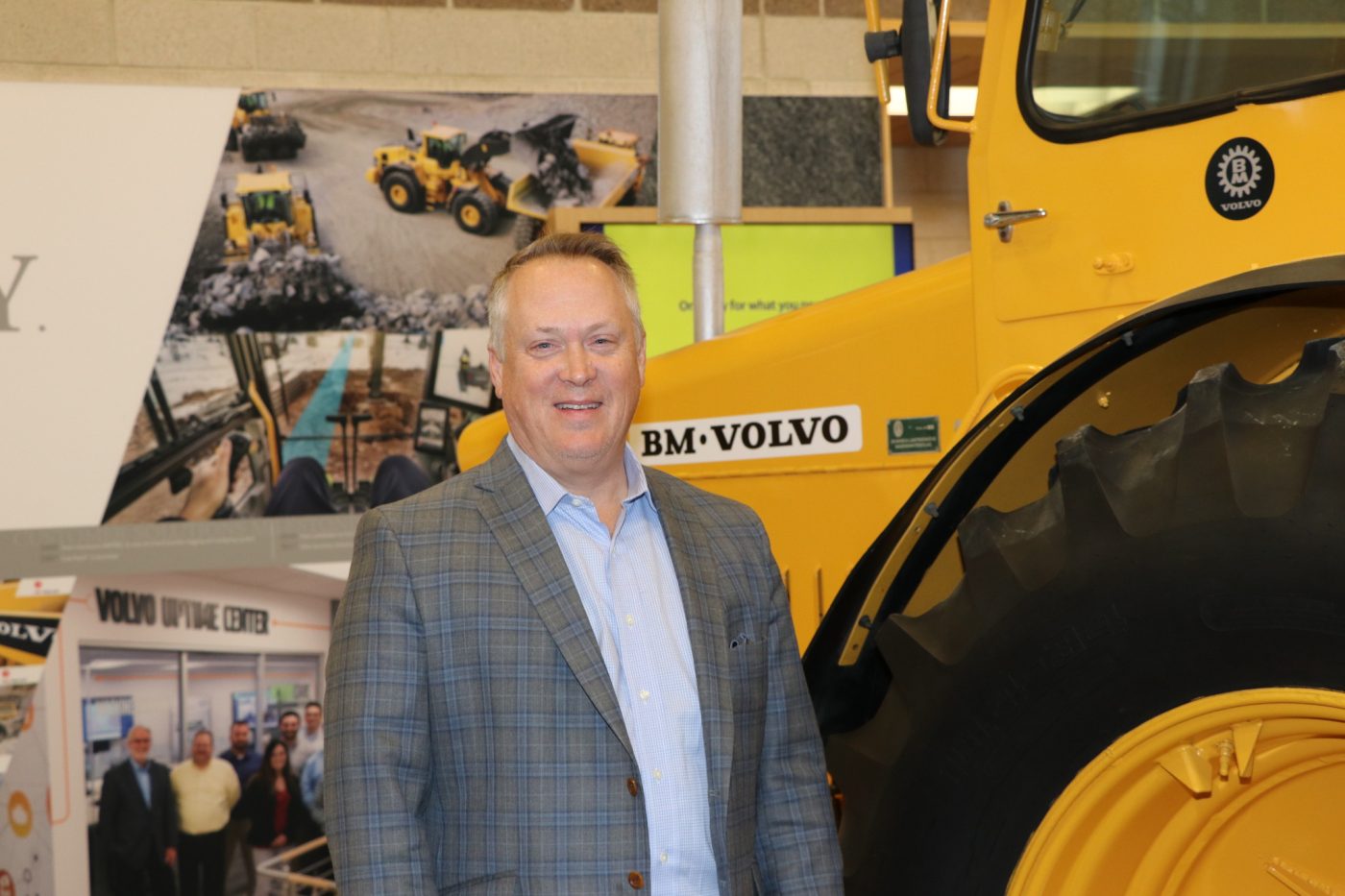 Volvo desafia clientes na Conexpo 2023: “Mudanças começam aqui. Esteja ...