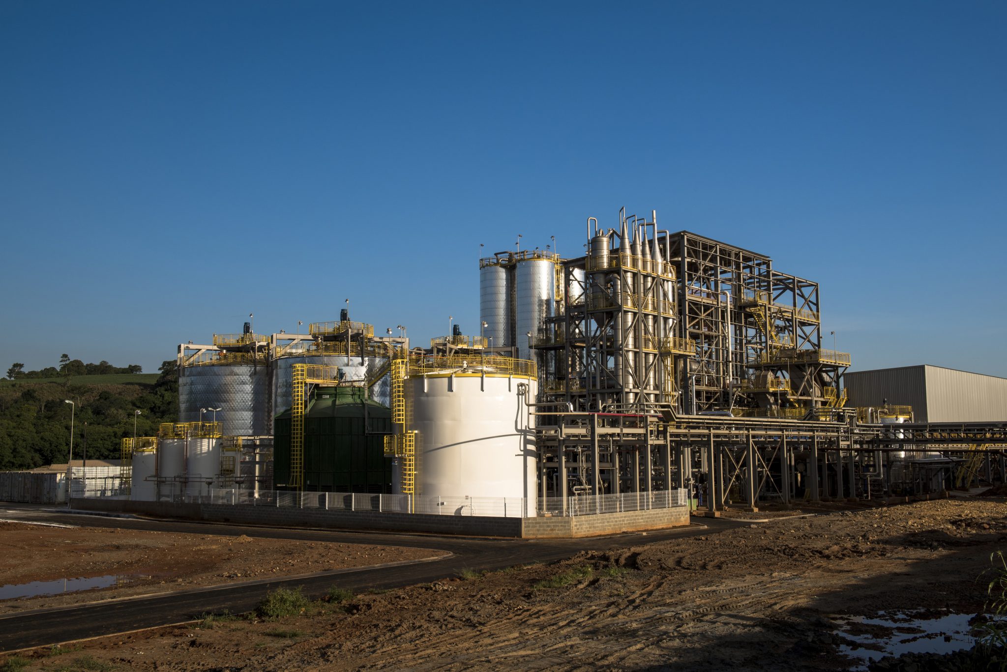 Raízen já tem 5 plantas de etanol E2G em obras | Revista O Empreiteiro