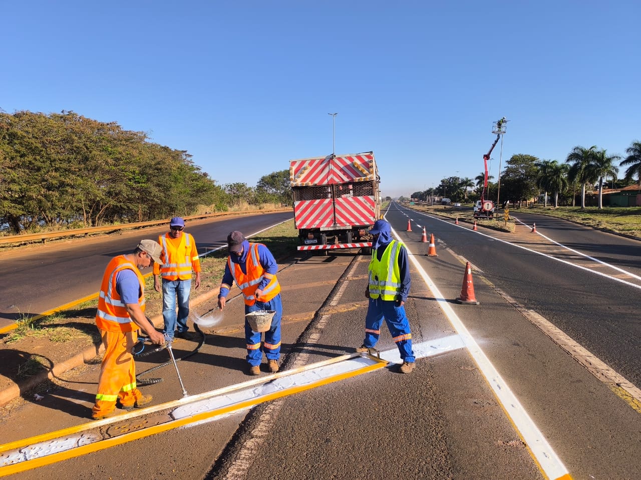 Vagas Rota Verde Goiás: Oportunidades de Emprego na BR-060 e BR-452